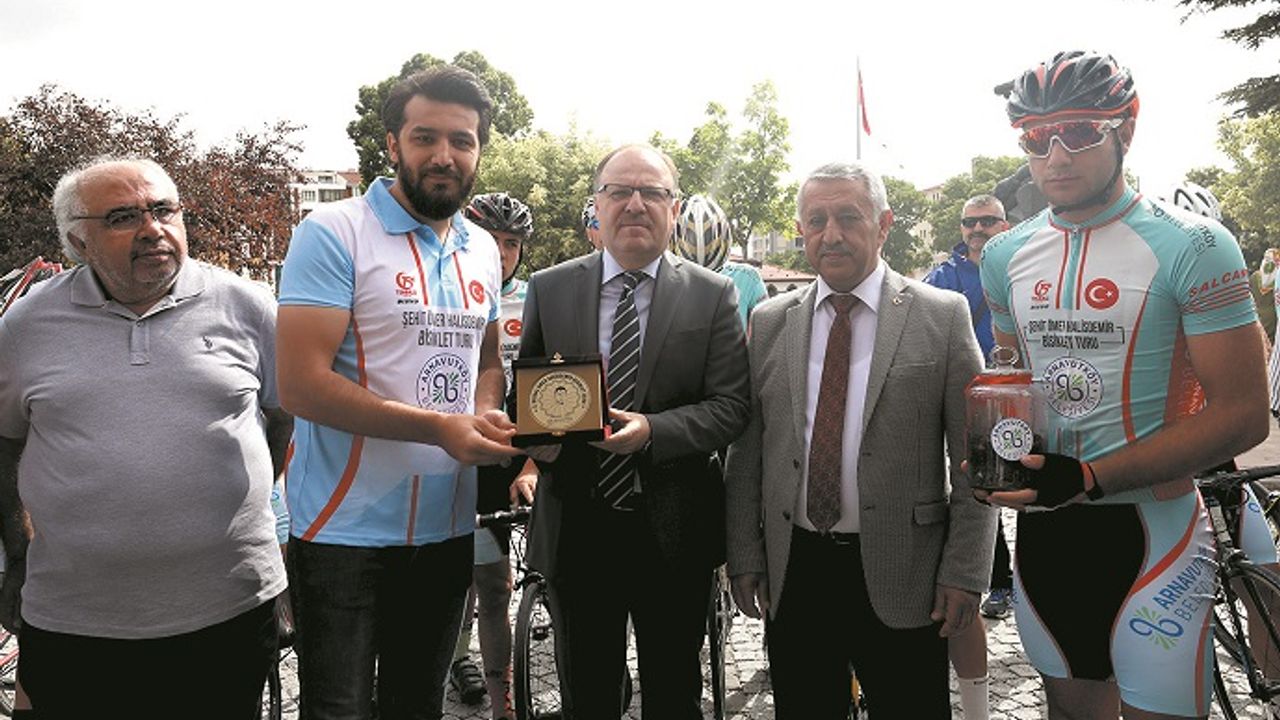 15 Temmuz Şehit ve Gazileri anısına - Afyon Haber Odak Gazetesi Son ... 15 Temmuz Şehit ve Gazileri anısına - Afyon Haber Odak Gazetesi Son ...